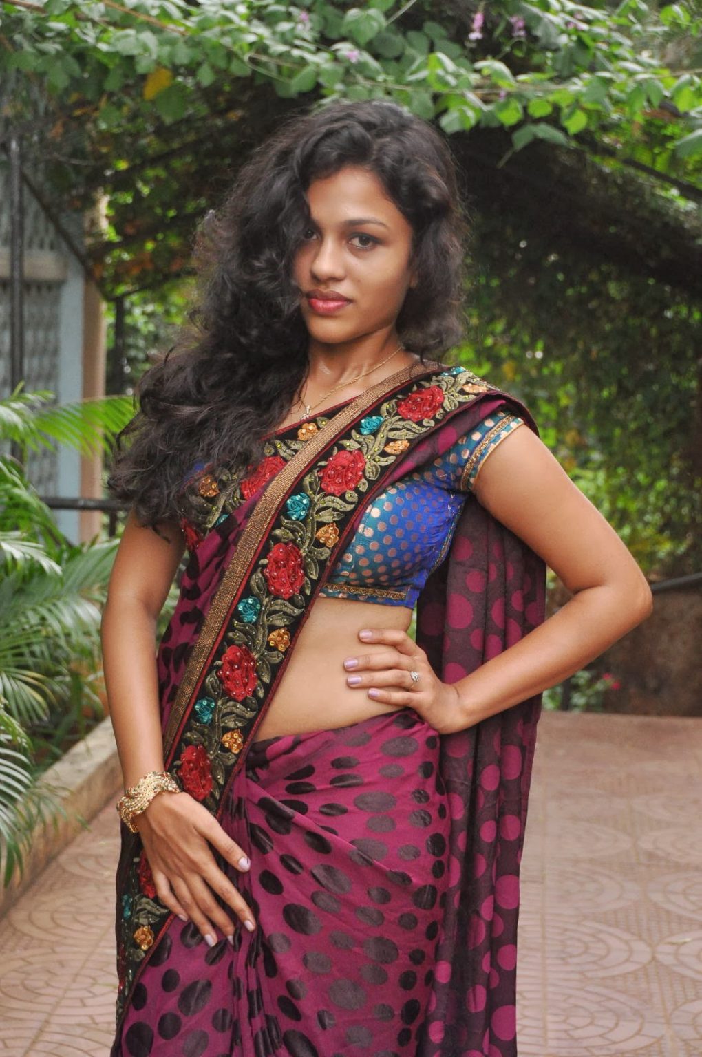 Chaitra Sexy Navel Cleavage Show In Saree Photoshoot Stills - Actress ...