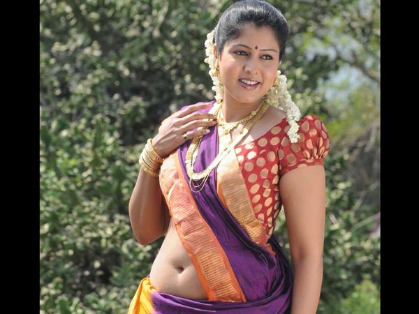 Actress Sheryl Pinto Hot Sexy Navel and Thigh Show Photos Collection ...
